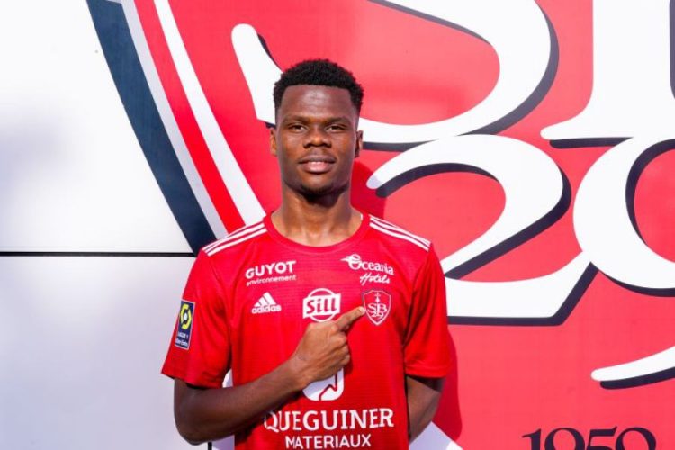 Luck Zogbé quitte Lys Sassandra et signe à Brest - 225foot.com