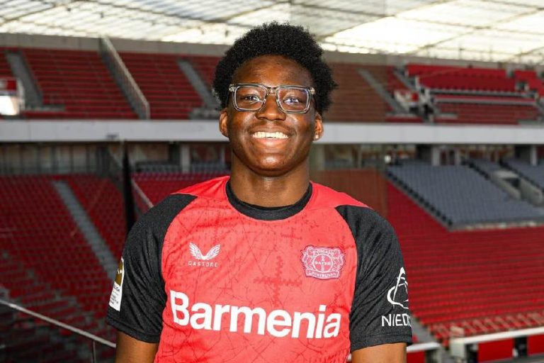 Le Bayer Leverkusen annonce la signature d'Axel Tape - 225foot.com